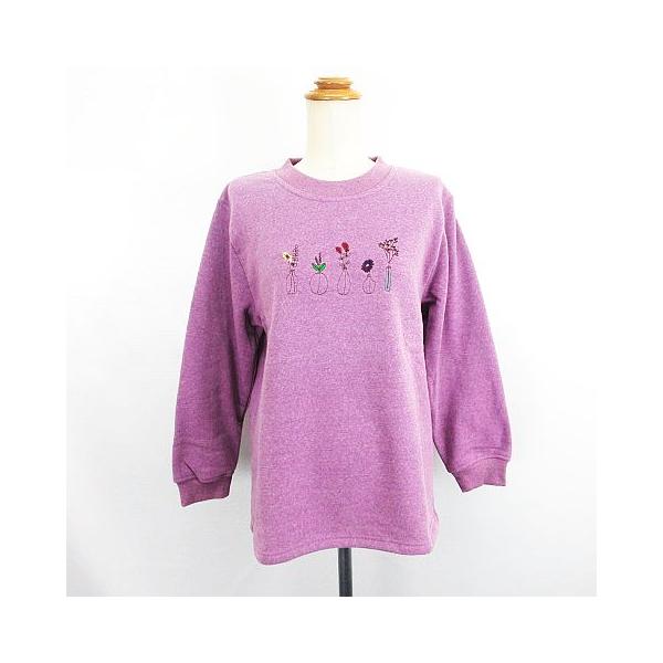 未使用品 Mocka giebe カットソー 長袖 クルーネック 刺繍 裏フリース M-L パープル ※EKM レディース【表記サイズ】M-Lバスト 79〜94身長 154〜162【実寸サイズ】肩幅：40cm　身幅：48.5cm　着丈：62...
