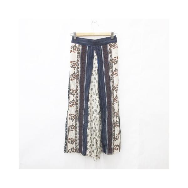 イーブス YEVS パンツ ガウチョ キュロット 総柄 ネイビー ベージュ ブラウン F レディース【ブランド】イーブス YEVS【表記サイズ】F【実寸サイズ】ウエスト：66-79cm　もも幅：32.5cm　裾幅：31cm　股上：37cm　...