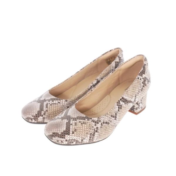 未使用品 クラークス clarks Merilyn Leah マリリンレア スネーク柄 パンプス 靴 UK3 22cm ピンク レディース【ブランド】クラークス clarks【表記サイズ】UK3 22cm【実寸サイズ】ヒールの高さ：4cm　...