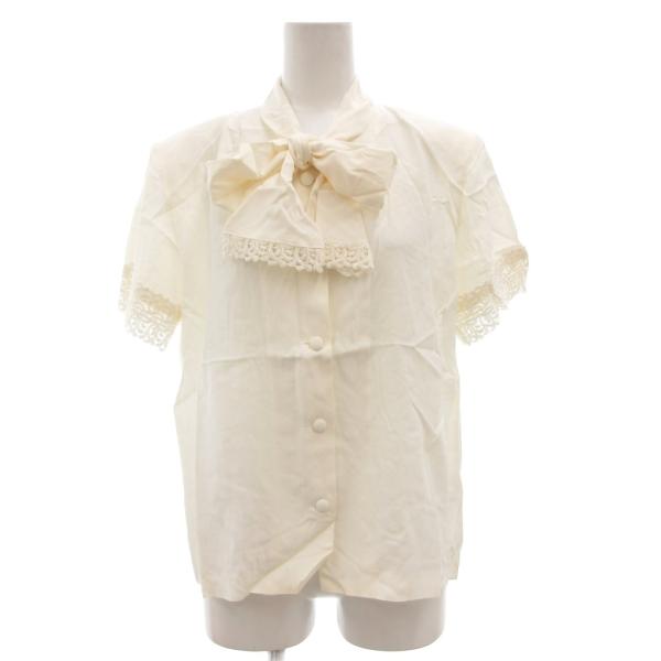 未使用品 シシーボーイ SISSY BOY タグ付き ブラウス 32 白 ホワイト 半袖 ボウタイ レース /SC ■ECF004 レディース【ブランド】シシーボーイ SISSY BOY【表記サイズ】32 【実寸サイズ】肩幅：39cm　身幅...