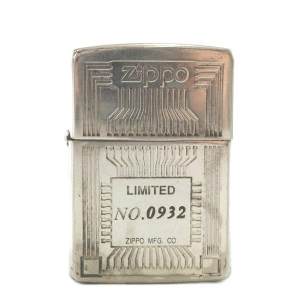 ジッポー ZIPPO LIMITED NO.0932 オイルライター 喫煙具 タバコ ロゴ シルバー色 /XZ ■GY11 その他【ブランド】ジッポー ZIPPO【実寸サイズ】ヨコ：3.5cm　タテ：5.5cm　マチ：1cm　　【色】シルバ...