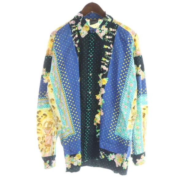 ヴェルサーチジーンズ イタリア製 カジュアルシャツ グラフィックプリントシャツ 長袖 メデューサ 総柄 L マルチカラー【ブランド】ヴェルサーチジーンズ VERSACE JEANS COUTURE【表記サイズ】L【実寸サイズ】肩幅：63cm...