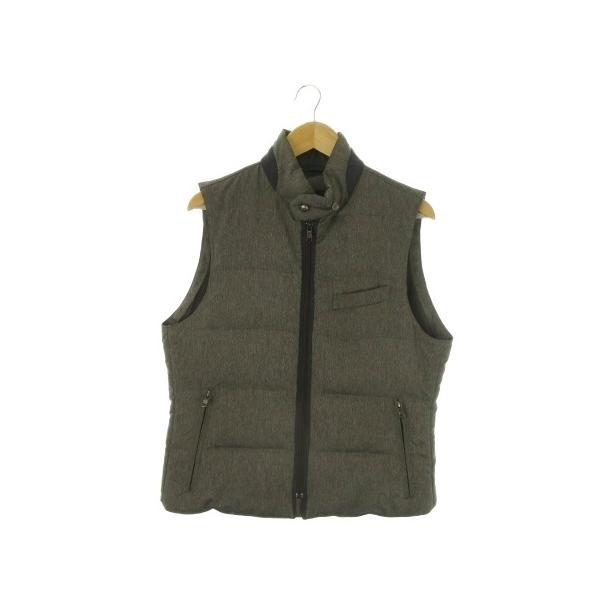 イルファーロ IL FARO ダウンベスト M 茶 ブラウン スタンドカラー /AO11 ■GY99 メンズ【表記サイズ】M【実寸サイズ】身幅：54cm　着丈：59cm　　【素材】表地　本体　ポリエステル　ナイロン　　レザー部分　人工皮革　...