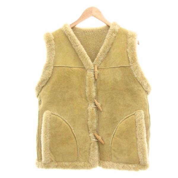 KNIGHT TAILORS ムートンベスト スエード 羊毛 38 ベージュ /UO メンズ レディース【表記サイズ】38【実寸サイズ】身幅：53cm　着丈：60cm　　【素材】レザー 羊毛【色】ベージュ 【状態】・外側に汚れが多数　※全体...