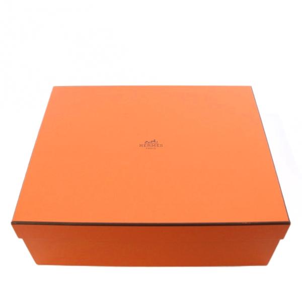 エルメス HERMES 空箱 ボックス BOX 707 ボリード27用 オレンジ /TK ■OH メンズ レディース【ブランド】エルメス HERMES【実寸サイズ】箱（ヨコ×タテ×深さ）　35.7×28.7×12cm　【色】オレンジ【状態】...