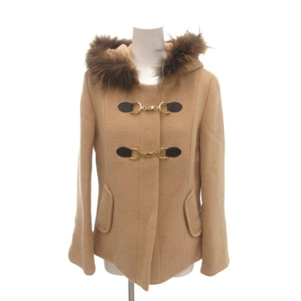 エフデ ef-de ショートダッフルコート アンゴラ混 リアルファーフード 9 ベージュ /YJ ■GY12 レディース【ブランド】エフデ ef-de【表記サイズ】9【実寸サイズ】肩幅：38cm　身幅：46cm　袖丈：58cm　着丈：58c...