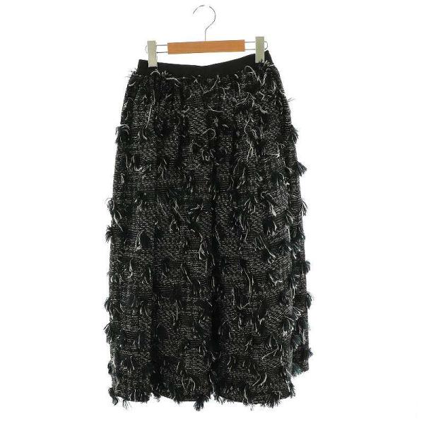 オブリ OBLI フリンジスカート フレア ロング 0 ブラック /HK ■OS レディース【ブランド】オブリ OBLI【表記サイズ】0【実寸サイズ】ウエスト：62cm　ヒップ：94cm　スカート丈：79cm　　【素材】表地：レーヨン47％...