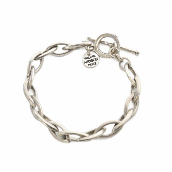フィリップオーディベール PHILIPPE AUDIBERT チェーンブレスレット ロゴ シルバー色 /SR レディース【ブランド】フィリップオーディベール PHILIPPE AUDIBERT【表記サイズ】実寸サイズをご参照ください。【実寸...