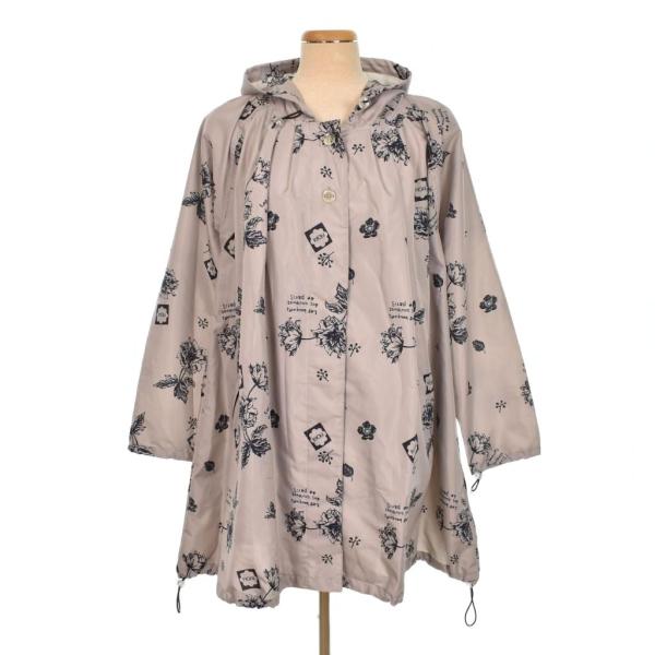センソユニコ Senso unico Fiori レインコート 花柄 38 ベージュ ■FY レディース【ブランド】センソユニコ Senso unico【表記サイズ】ブランドタグなし38【実寸サイズ】身幅：74cm　着丈：87cm　ゆき丈：...