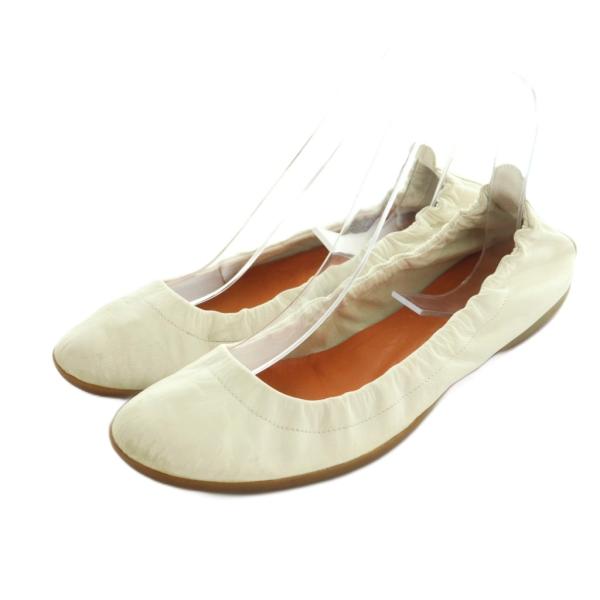 エルメス HERMES フラットバレエシューズ ギャザー 37 24.0cm 白 /MI ■OS レディース【ブランド】エルメス HERMES【表記サイズ】37 24.0cm【実寸サイズ】ヒールの高さ：1.5cm　最大幅：8.5cm　　【色...