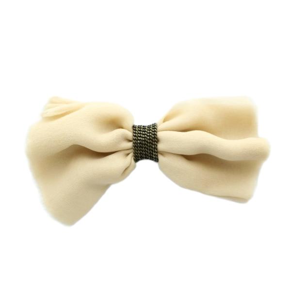 ラドロー LUDLOW バレッタ ヘアアクセサリー ベージュ リボン 金属巻き /RI ■OS レディース【ブランド】ラドロー LUDLOW【実寸サイズ】ヨコ 約14.5cm タテ 約7.5cm　【色】ベージュ【状態】使用感が少なく、かなり...