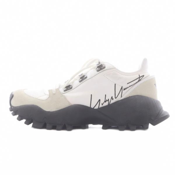 ワイスリー Y-3 KYOI TRAIL スニーカー 24cm 白 ホワイト 黒 ブラック EF2641 /SR ■SH レディース【ブランド】ワイスリー Y-3【表記サイズ】24cm【実寸サイズ】最大幅：11cm　アウトソール：28cm　...