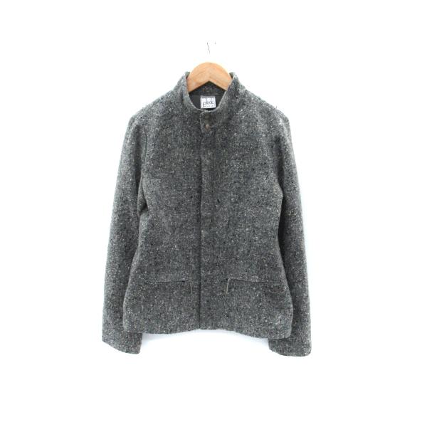 プリュック PLUCK スタンドカラージャケット ミドル丈 グレー /SM28 レディース【ブランド】プリュック PLUCK【表記サイズ】サイズ表記なし※実寸サイズをご確認ください。【実寸サイズ】肩幅：37cm　身幅：45cm　袖丈：60c...