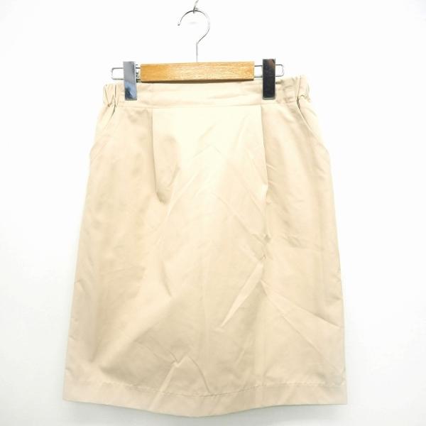 ナナシ NANASHI スカート ボトムス 台形 ニット シンプル ひざ丈 ウール 毛 38 アイボリー /MT35 レディース【ブランド】ナナシ NANASHI【表記サイズ】38【実寸サイズ】ウエスト：約70cm　ヒップ：約84cm　スカ...