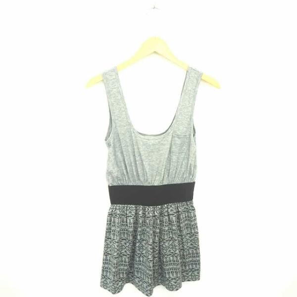 ラブガールズマーケット LOVE GIRLS MARKET ワンピース ひざ丈 プルオーバー 総柄 フレア ノースリーブ グレー 灰 /TT45【ブランド】ラブガールズマーケット LOVE GIRLS MARKET【表記サイズ】サイズ表記な...