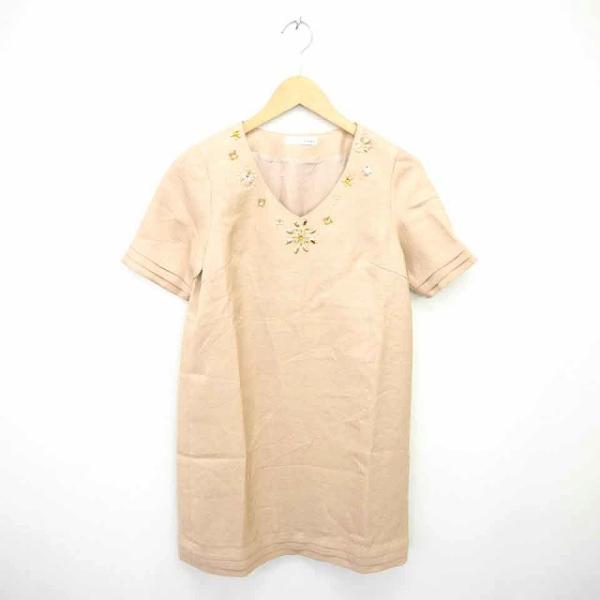 Rous ワンピース ひざ丈 Vネック ビジュー プルオーバー 半袖 36 ベージュ 薄茶 /TT7 レディース【表記サイズ】36【実寸サイズ】肩幅：約35cm　身幅：約44cm　袖丈：約24cm　総丈：約81cm　　【素材】表地、裏地ポリ...