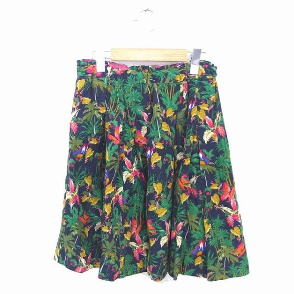 パンセ pense'e フレア スカート ひざ丈 花柄 バックジップ 36 グリーン ネイビー 緑 紺 /TT3 レディース【ブランド】パンセ pense'e【表記サイズ】36【実寸サイズ】ウエスト：約62cm　ヒップ：約94cm　スカート...
