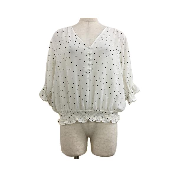 ディスコート Parisien ブラウス カットソー プルオーバー Vネック ドット 総柄 シアー 透け感 パフスリーブ 五分袖 F 白 黒 ホワイト【ブランド】ディスコート Discoat【表記サイズ】F(実寸サイズをご確認ください。)【...