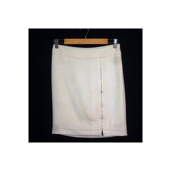 メル MLLE オンワード樫山 スカート タイト フロントジップ ウール混 M アイボリー 【ブランド】メル MLLE オンワード樫山【表記サイズ】M【実寸サイズ】ウエスト：70cm　ヒップ：83cm　スカート丈：49cm　　【素材】表地 ...