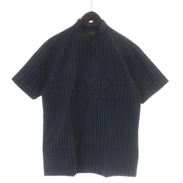 アラミス ARAMIS シャツ M 紺 ネイビー ストライプ柄 バンドカラー 半袖 日本製 /GR ■GY58 メンズ【ブランド】アラミス ARAMIS【表記サイズ】M【実寸サイズ】肩幅：46cm　身幅：52.5cm　着丈：71cm　袖丈：...