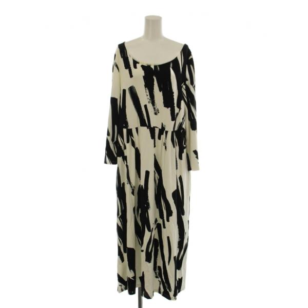 マックスマーラ ウィークエンドライン MAX MARA WEEKEND LINE ワンピース 白 ホワイト 黒 ブラック ロング丈 ブラシストローク柄【ブランド】マックスマーラ ウィークエンドライン MAX MARA WEEKEND LIN...