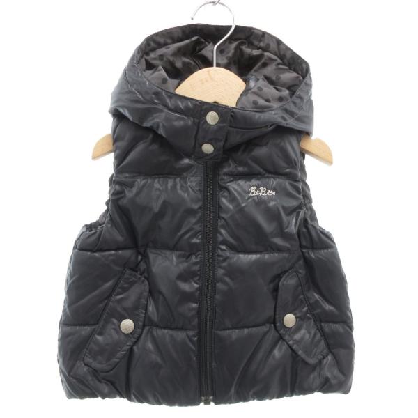 ベベ bebe 中綿ベスト 90 フード リバーシブル 総柄 無地 黒 ブラック /AE ■GY14 キッズ【ブランド】ベベ bebe【表記サイズ】90【実寸サイズ】身幅：31cm　着丈：31cm　　【素材】表地・中綿・裏地 ポリエステル【...