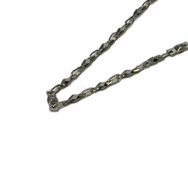 PTF刻印ネックレス ペンダント チョーカー メッキ シルバーカラー レディース【実寸サイズ】チェーンの長さ：38cm　トップの大きさ：-cm　　【素材】PTF（メッキ）【色】シルバーカラー【状態】使用感が少なく、かなり状態の良い商品です。...
