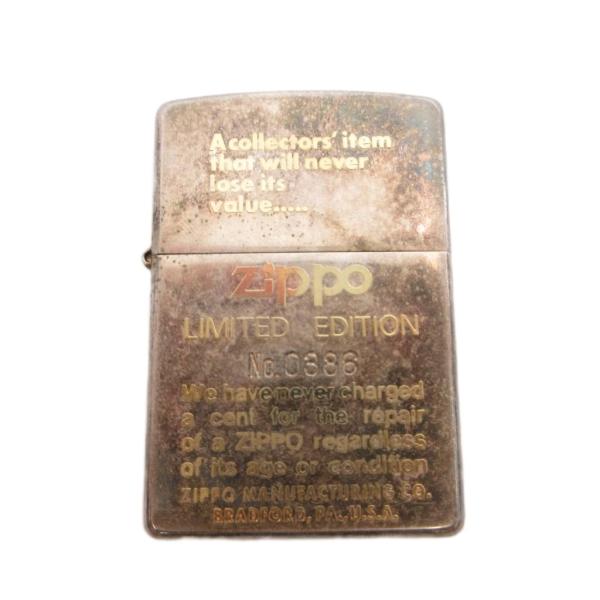ジッポー ZIPPO オイルライター 喫煙具 1000個限定品 シルバーカラー /FF ■GY06 その他【ブランド】ジッポー ZIPPO【実寸サイズ】ヨコ：3.5cm　タテ：5cm　マチ：1cm　　【色】シルバーカラー【状態】・着火未確認...