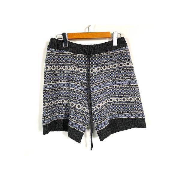 bisque by nestrobe ニットショートパンツ ハーフパンツ ウール100% 総柄 グレー ブルー  レディース【ブランド】bisque by nestrobe【実寸サイズ】ウエスト：66cm　もも幅：31cm　裾幅：29cm　...
