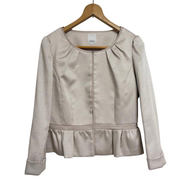 マトリーチェ バイ ヴォイスメール matrice by VOICEMAIL ノーカラージャケット 長袖 フォーマル 光沢 ライトベージュ 38 M相当 レディース【ブランド】マトリーチェ バイ ヴォイスメール matrice by VOI...