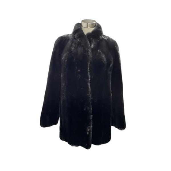 ミンク MINK 毛皮 ロングコート 裏地刺繍 リアルファー ブラック 9号 Mサイズ相当 レディース【表記サイズ】9【実寸サイズ】身幅：46cm　着丈：70cm　ゆき丈：80cm　　【素材】ミンクファー リアルファー【色】ブラック【仕様】...
