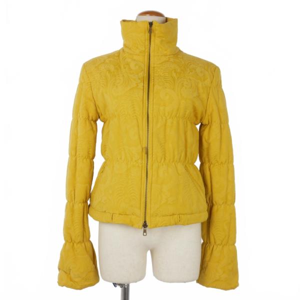 ヴァレンティノ ヴァレンチノ  VALENTINO ハイネック ジャガード ブルゾン ジャケット 中綿 IT40 黄色 イエロー レディース【ブランド】ヴァレンティノ ヴァレンチノ  VALENTINO【表記サイズ】IT40【実寸サイズ】肩...
