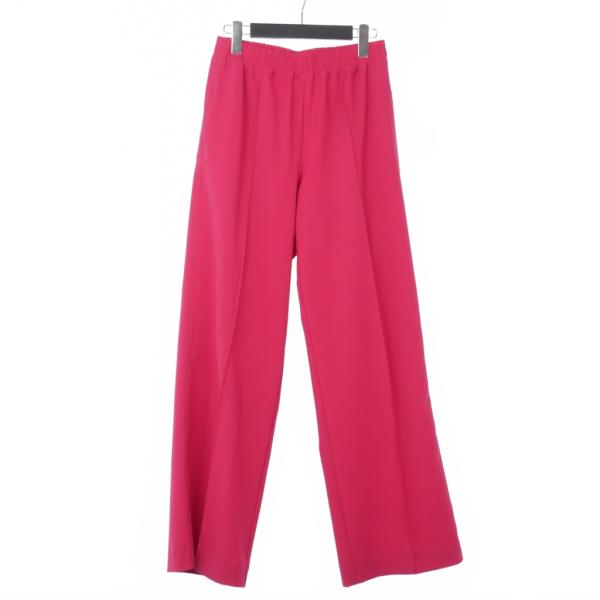 トラント TRENT イージーパンツ スラックス ウエストゴム 1 赤 ピンク レディース【表記サイズ】1【実寸サイズ】ウエスト：68〜cm　もも幅：31cm　裾幅：27.5cm　股上：29cm　股下：76cm　総丈101cm　【素材】ポリ...