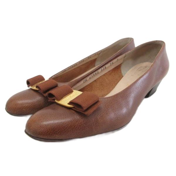 サルヴァトーレフェラガモ Salvatore Ferragamo ヴァラ Vara パンプス ラウンドトゥ ローヒール ゴールド金具 7.5 茶 ブラウン ■IBO96【ブランド】サルヴァトーレフェラガモ Salvatore Ferraga...
