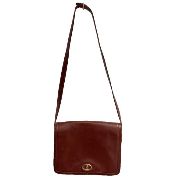 Louis Chevalier ショルダーバッグ 茶 ブラウン ■GY99 レディース【表記サイズ】【実寸サイズ】ヨコ：約24cm　タテ：約19cm　マチ：約5cm　ショルダーの長さ：約100cm　　【色】茶 ブラウン 【状態】・表面全体に...