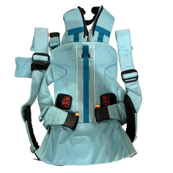 ベビービョルン BABYBJORN ONE+ アウトドアーズ 抱っこ紐 おんぶ紐 青 ターコイズブルー その他【表記サイズ】--【実寸サイズ】--　【素材】--【色】青系 ターコイズブルー【仕様】--【状態】・使用時に伴う薄汚れ等があります...