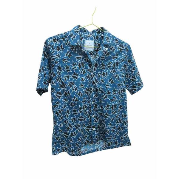 未使用品 OSVALD TRUCCHI シャツ 半袖 メンズ【ブランド】OSVALD TRUCCHI【表記サイズ】S【実寸サイズ】肩幅：40cm　身幅：49cm　着丈：67cm　袖丈：23cm　　【素材】綿100【色】グリーン【状態】・タグ...