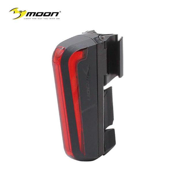 ■最大点灯光量：150ルーメン　最長使用時間：140時間■点灯/点滅：5パターン ■連続点灯：3時間30分（25ルーメン）、1時間45分（50ルーメン）■点滅：フラッシュ　20時間15分（25ルーメン）　STEADYフラッシュ　13時間45...