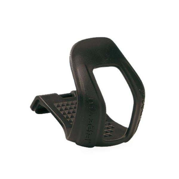 超硬質樹脂製ストラップ不要のハーフクリップ■サイズ：S/M、L/XL■カラー：BLACK■テクノポリマー■取付ボルト付属■左右セット■ストラップなし※商品のスペック・パッケージ・デザインは予告なく変更される場合がございます。　予めご了承ください。