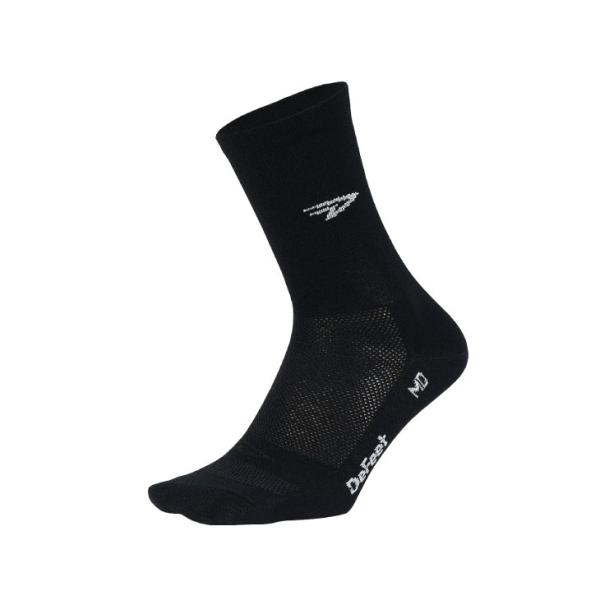 ■カラー：Hi-Top D-Logo Black■素材：60% ナイロン39% リサイクルポリエステル1% ポリウレタン■サイズ：S（23-24.5cm）M（25-27cm）L（27.5-29.5cm）■カフ長：5インチ