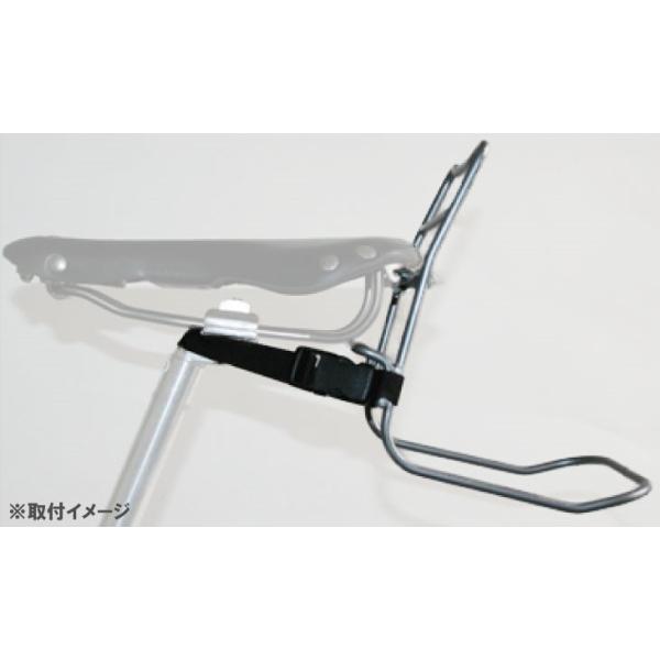 サドルループが採用されたサドル用で、ラックにあらかじめバッグを取付け、サドルループに引っかけ、付属のベルトでシートポストに固定させる。■スチール製■深さ：12cm■重量：約330g■耐重：6kg※こちらは『サドルループ』がついていないサドル...