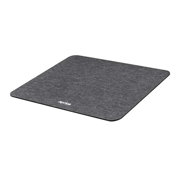 〜チャイルドシートやジュニアシート使用時に、　　　　車のシートを傷や汚れからガードする保護マット！〜●車のシートを傷や汚れからガード●しっかりフィットでずれにくい●すべり止め加工あり●手洗い可能●難燃素材使用●アップリカ純正※北海道・沖縄へ...