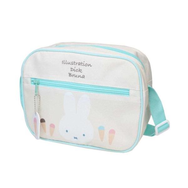 学校ディックブルーナの人気絵本[miffy/ミッフィーちゃん]グッズにまたまた可愛いnewアイテム登場こちらは通園にぴったりな[ショルダーバッグ]外側にポケットがついてるので小物を入れておくのにも便利内側底部分にお弁当箱を固定できるベルトが...