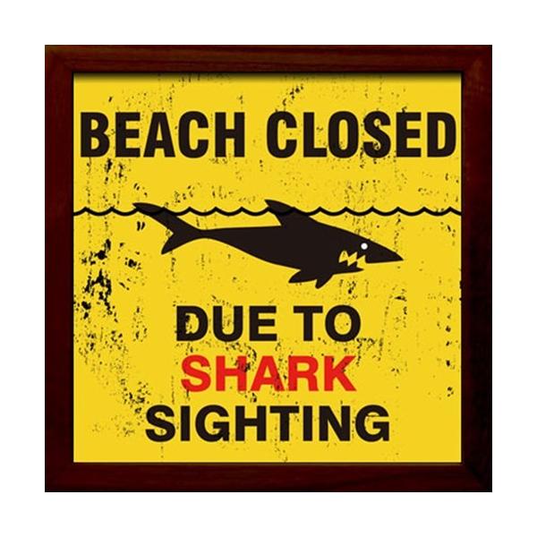 「取寄品」 お祝い ギフトに おしゃれ アート インテリア 贈り物ピクトグラムをモチーフとしたアートフレーム。質感のあるキャンバスにプリントされています。小さめのサイズは子供部屋やリビングに飾れ、スタンドも付いているので置いて飾ることも出来...