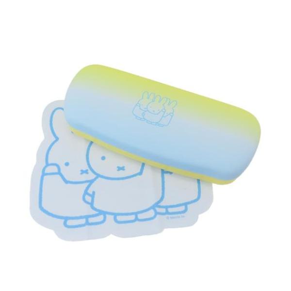 普段持ち歩く日用雑貨もお気に入りでそろえようディックブルーナの人気絵本[miffy/ミッフィーちゃん]グッズにまたまた可愛いnewアイテム登場こちらは大人気アイテム[メガネケース＆クロスセット]グラデーションが映えるケースの内側にはイラスト...