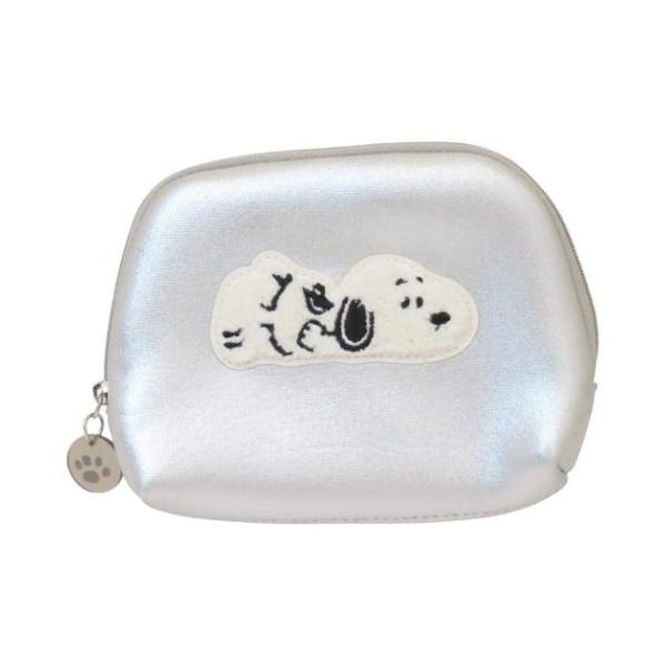 毎日使うものだからこそこだわりを 大人可愛い女性向け雑貨大人気PEANUTS/SNOOPYグッズにまたまた可愛いnewアイテム登場こちらはちょっとした小物入れにもちょうどいい[ポケットティッシュ入れ付きミニポーチ]持ってると便利なポケットテ...