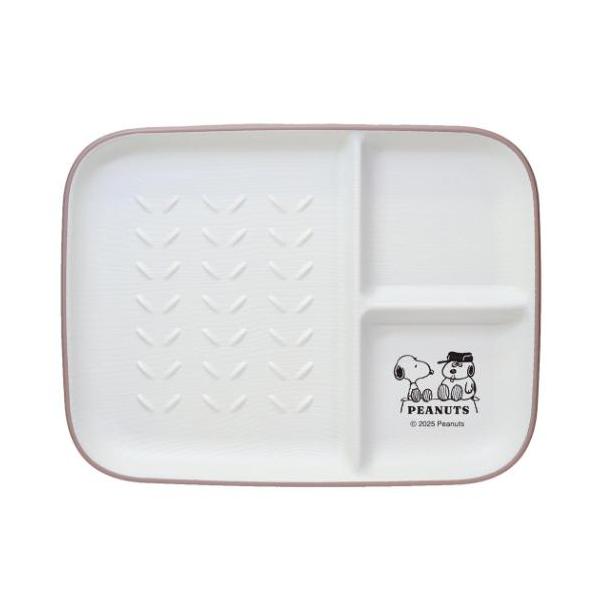 食器 おしゃれ デザイン ギフトに キッチン 一人暮らし 新居大人気[PEANUTS/SNOOPY]グッズにまたまた可愛いnewアイテム登場こちらはかわいい[トーストプレート]焼きたてのトーストを平らなお皿にのせたままだとパンの裏がベチャッ...