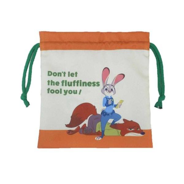 普段持ち歩く日用雑貨もお気に入りでそろえよう大人気ディズニーキャラクターグッズにまたまた可愛いnewアイテム登場こちらは定番アイテム[巾着ポーチ]お出かけや旅行の際に歯磨きセットなど小物を分けて持ち歩くのにぴったり同シリーズのかわいい雑貨い...