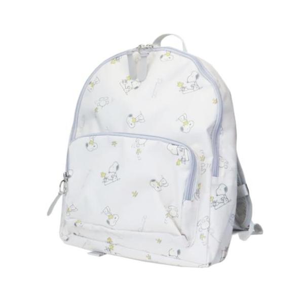 通園大人気[PEANUTS/SNOOPY]グッズにまたまた可愛いnewアイテム登場こちらはかわいい [デイパック（キッズリュック）]外側に大きなポケットがついていて使い勝手抜群。リュックのズレ落ちを防いでくれるズレ落ち防止のハーネス付きおも...