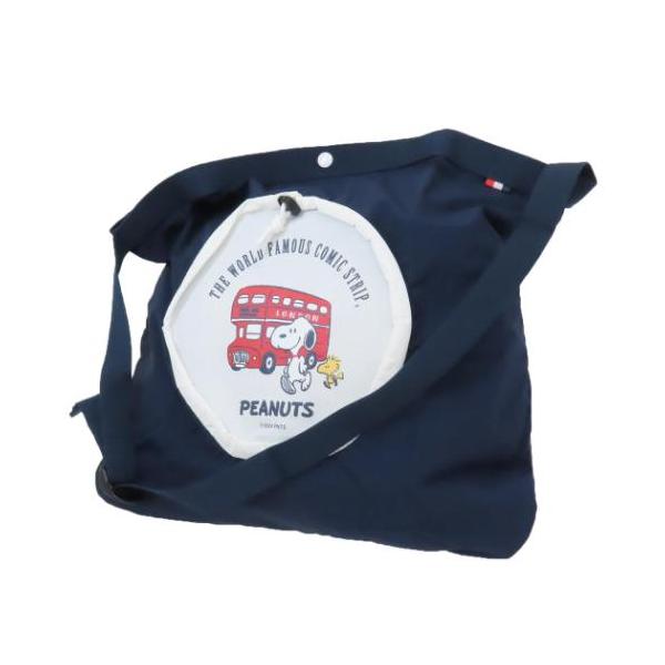 大人女子にぴったり お気に入りの鞄やお財布が充実大人気[PEANUTS/SNOOPY]グッズにまたまた可愛いnewアイテム登場こちらはコンパクトに持ち運びできる[まとまるショルダーバッグ]クシュっと詰め込むと小さくまとまるので、お買い物や急...